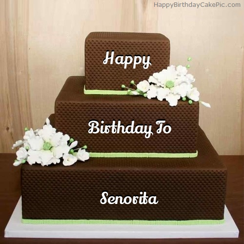 ️ Chocolate Shaped Birthday Cake For Senorita